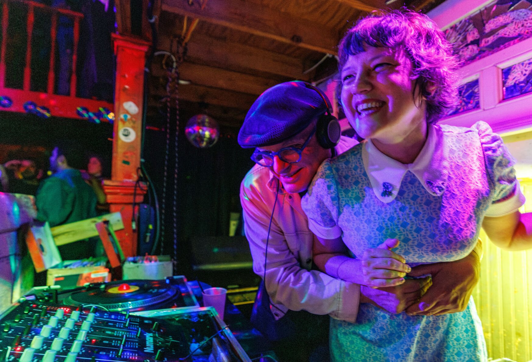 NO.modnight.adv.0111.jpg | | nola.com