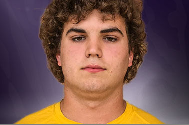 Freshman in the middle? Cole Smith battling for LSU's starting center ...