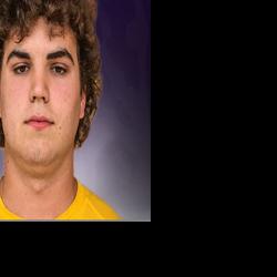 Freshman in the middle? Cole Smith battling for LSU's starting center ...