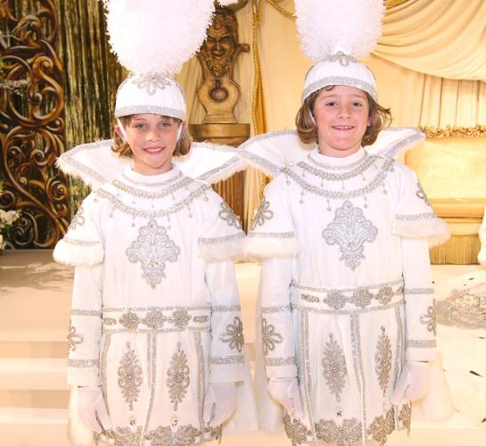 Nell Nolan: Meeting of Rex and Comus courts on Mardi Gras ...