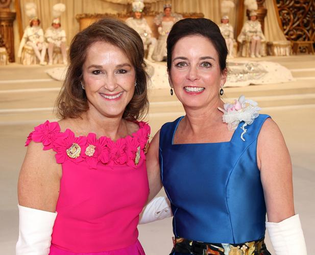 Rex ball, Comus ball and Meeting of the Courts 2022: Nell Nolan ...