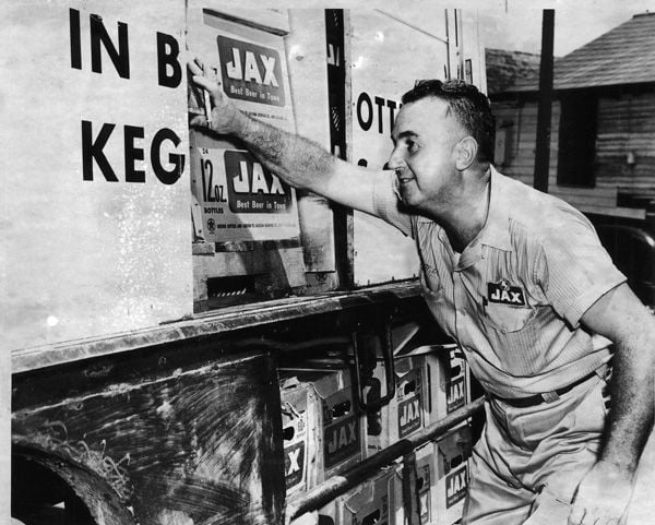 Learn about New Orleans' beer-soaked history in 75 vintage images ...