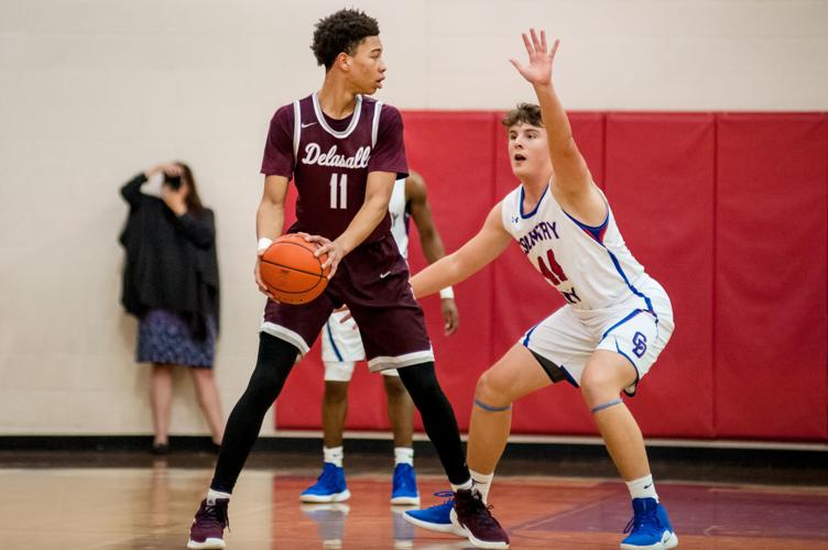 What’s it like to play offense and defense? Ask Country Day football ...