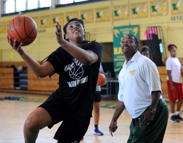 Southern Lab’s Cailain Williams gives Kittens strong presence around ...