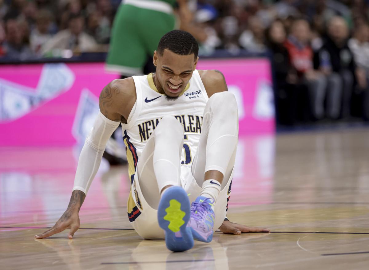 Pelicans Dejounte Murray suffers Achilles injury in loss | Pelicans | nola.com