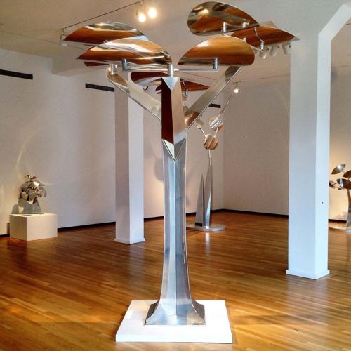 Lin Emery's gorgeous robots rule Arthur Roger gallery | Arts | nola.com