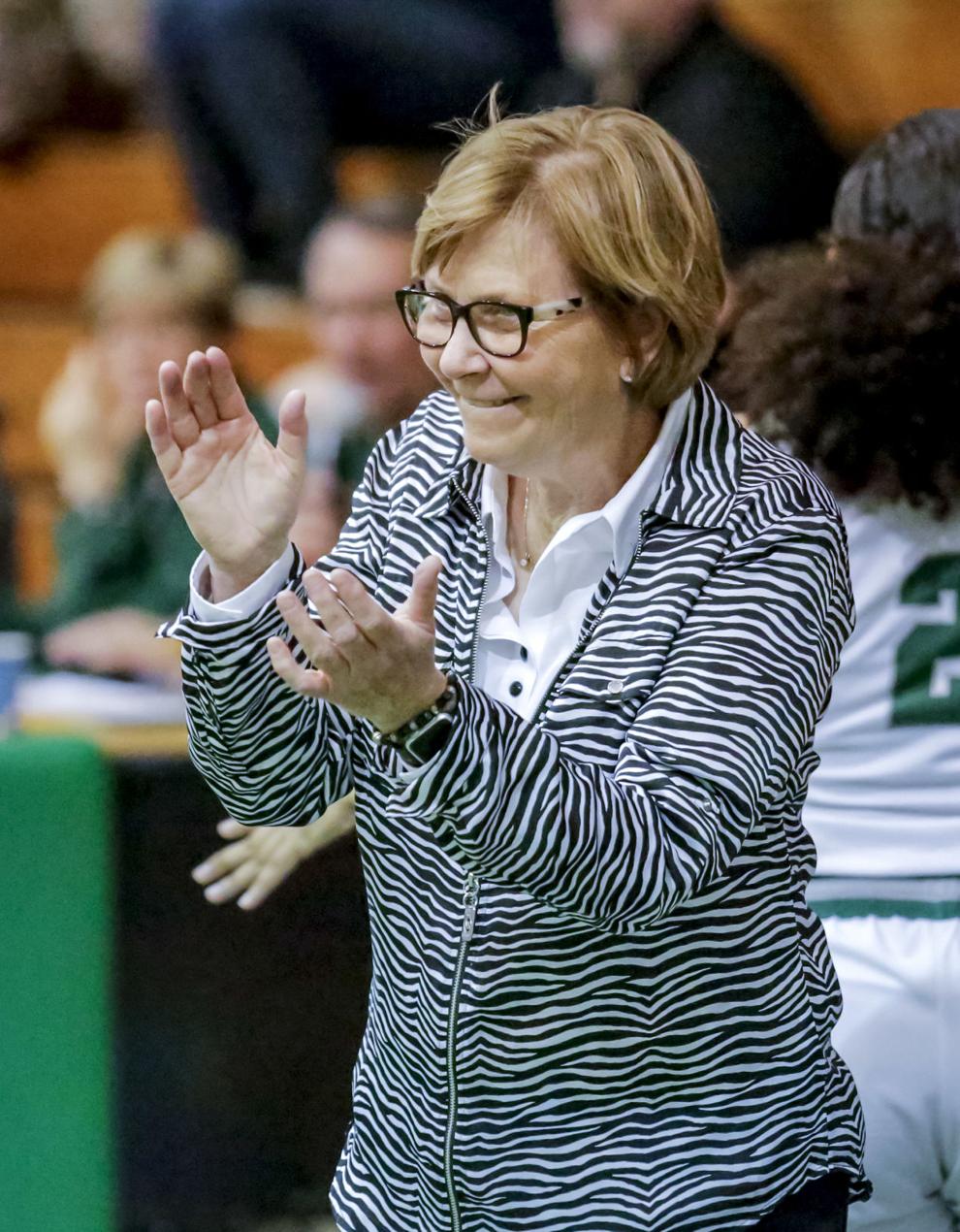 After 42 years as girls basketball coach, Slidell's Pam Slayton retires ...