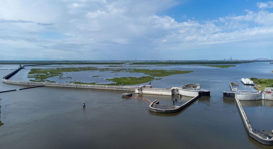 'Great Wall of Louisiana'? 17 years after Katrina, New Orleans levee system complete | Hurricane ...