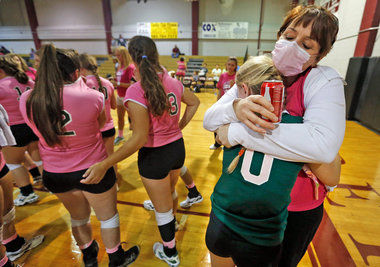 Destrehan volleyball coach Alexis Keller leads team while mom continues ...