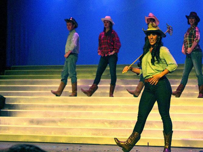 Dazzling 'Will Rogers Follies' gets spectacular production at Rivertown Theaters | Arts | nola.com