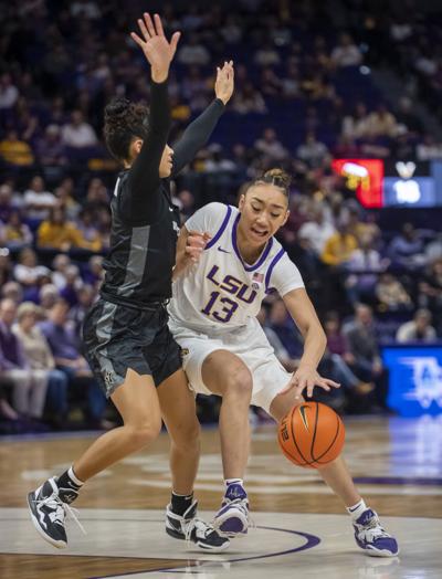 Last-Tear Poa carving out minutes in rotation for LSU women | Womens ...