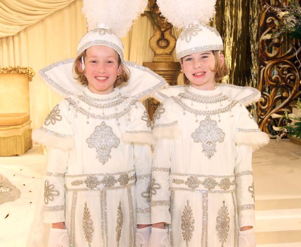 Nell Nolan: Meeting of Rex and Comus courts on Mardi Gras ...