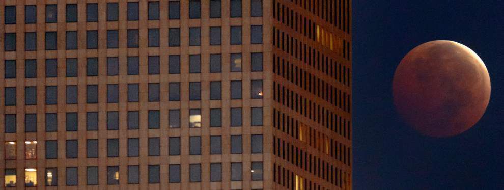 One Shell Square, Louisiana's tallest building, sold to California ...