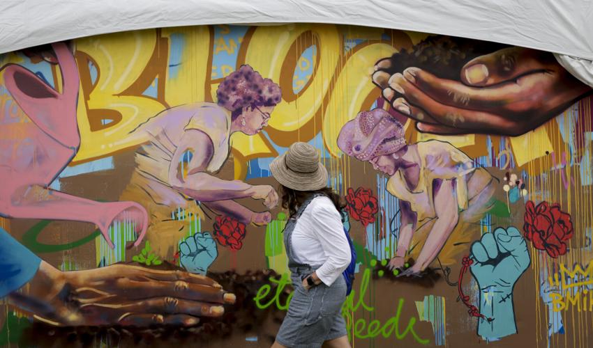 Artist BMIKE sacrifices sales to make statement at Jazz Fest ...