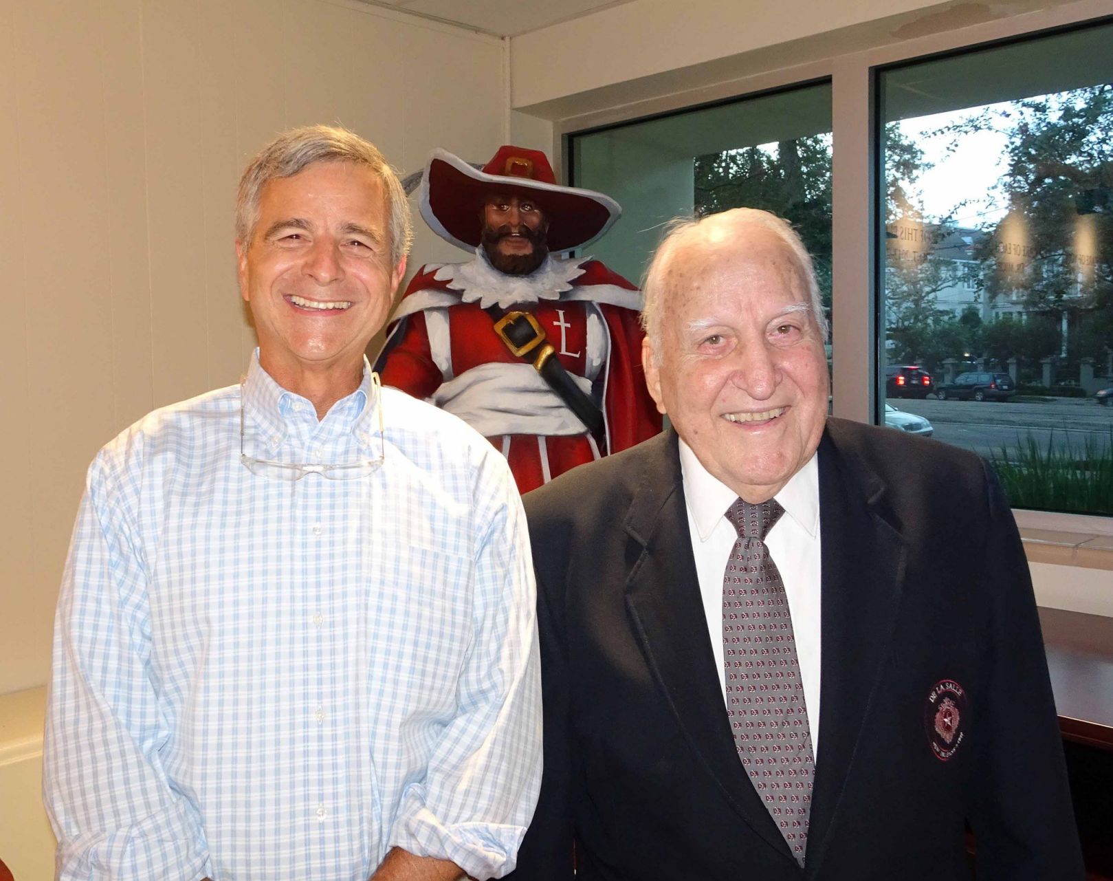 De La Salle High School Summer Alumni Party raises funds for ...