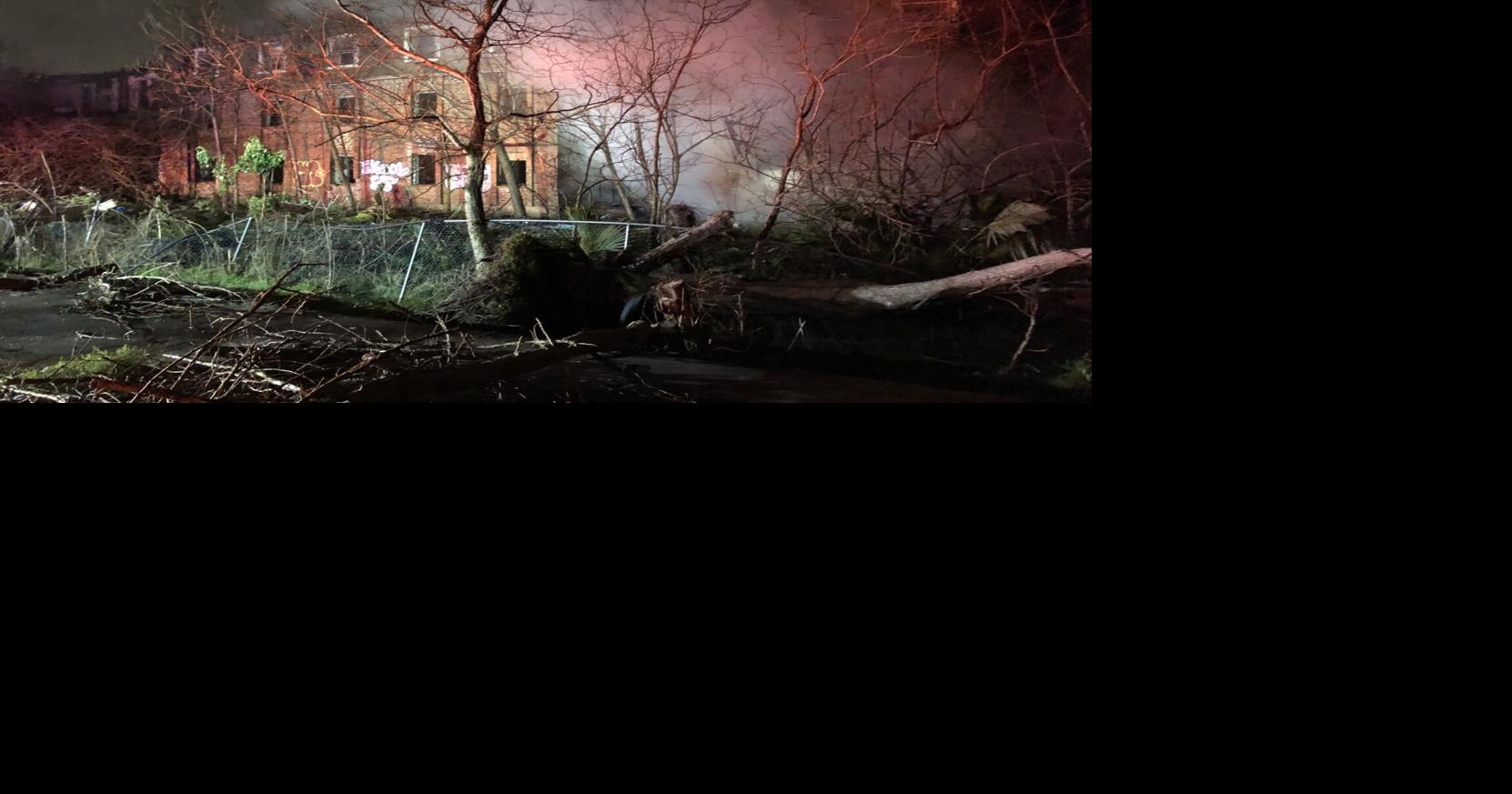 Fire breaks out at abandoned apartment complex in Michoud area, NOFD ...