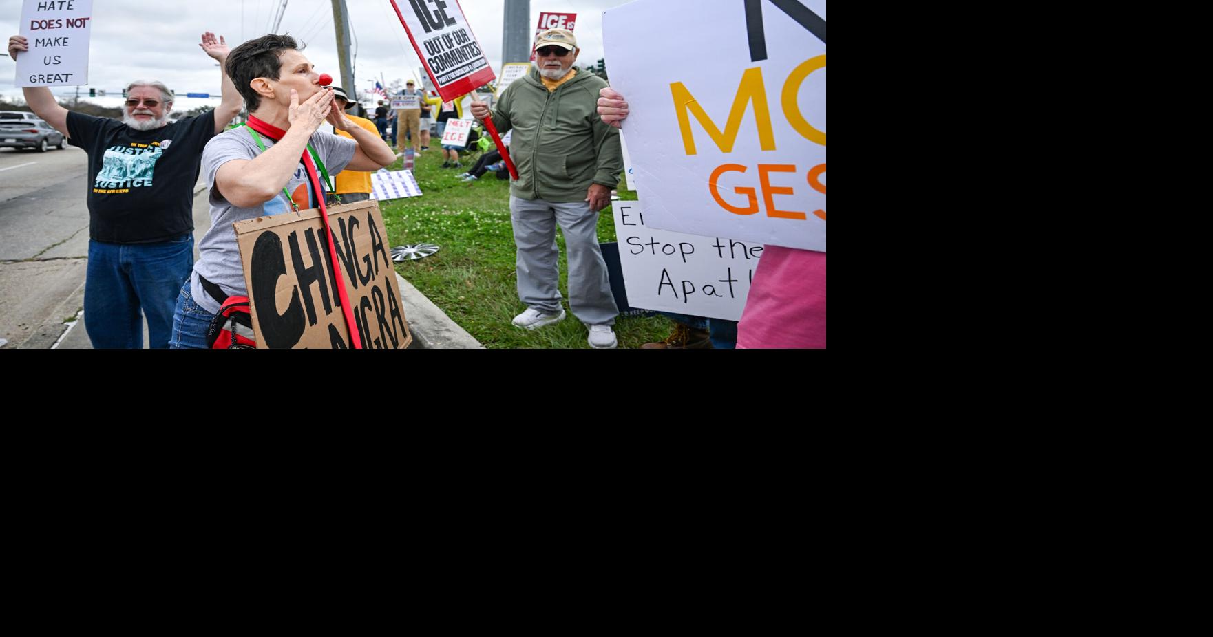 BR.iceprotest.011026.04.JPG | | nola.com