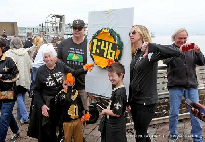 NOLA No-Call Jazz Funeral and Second-Line Parade: photos ...