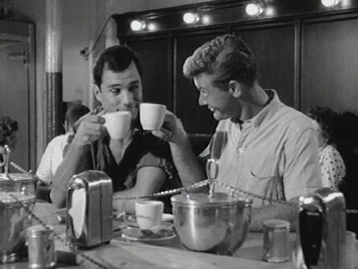 Morning Call, iconic 24-hour beignet shop, to close in Metairie | Where ...