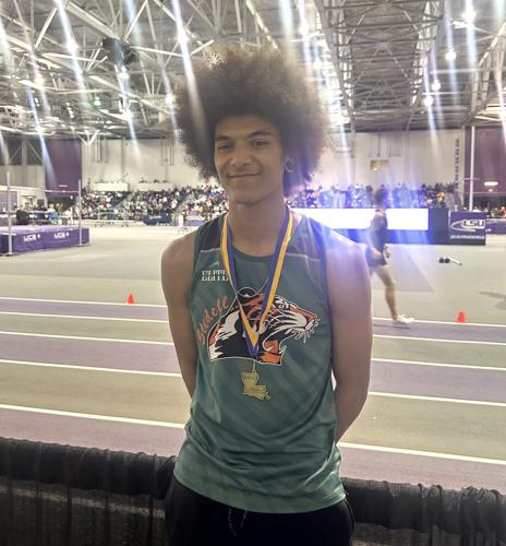 A Mandeville relay team, Slidell jumper shine at LHSAA indoor track and ...