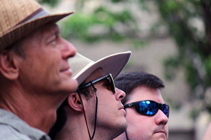 Roddie Romero & the Hub City All-Stars reward fans who outlasted rain ...