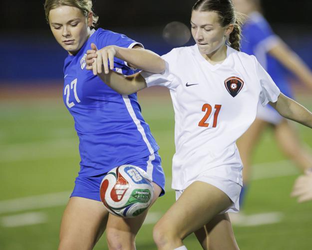 A second-half goal gave Mandeville a 1-0 district win | St. Tammany ...
