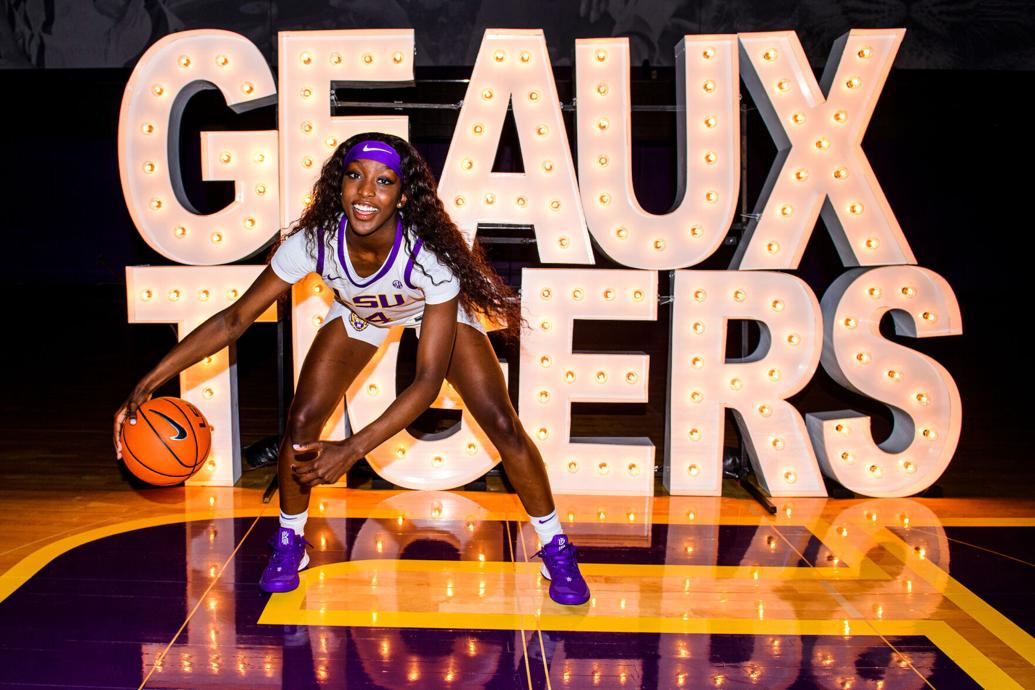 LSU basketball's Flau'jae Johnson, a rapper, landed a shoe deal before ...