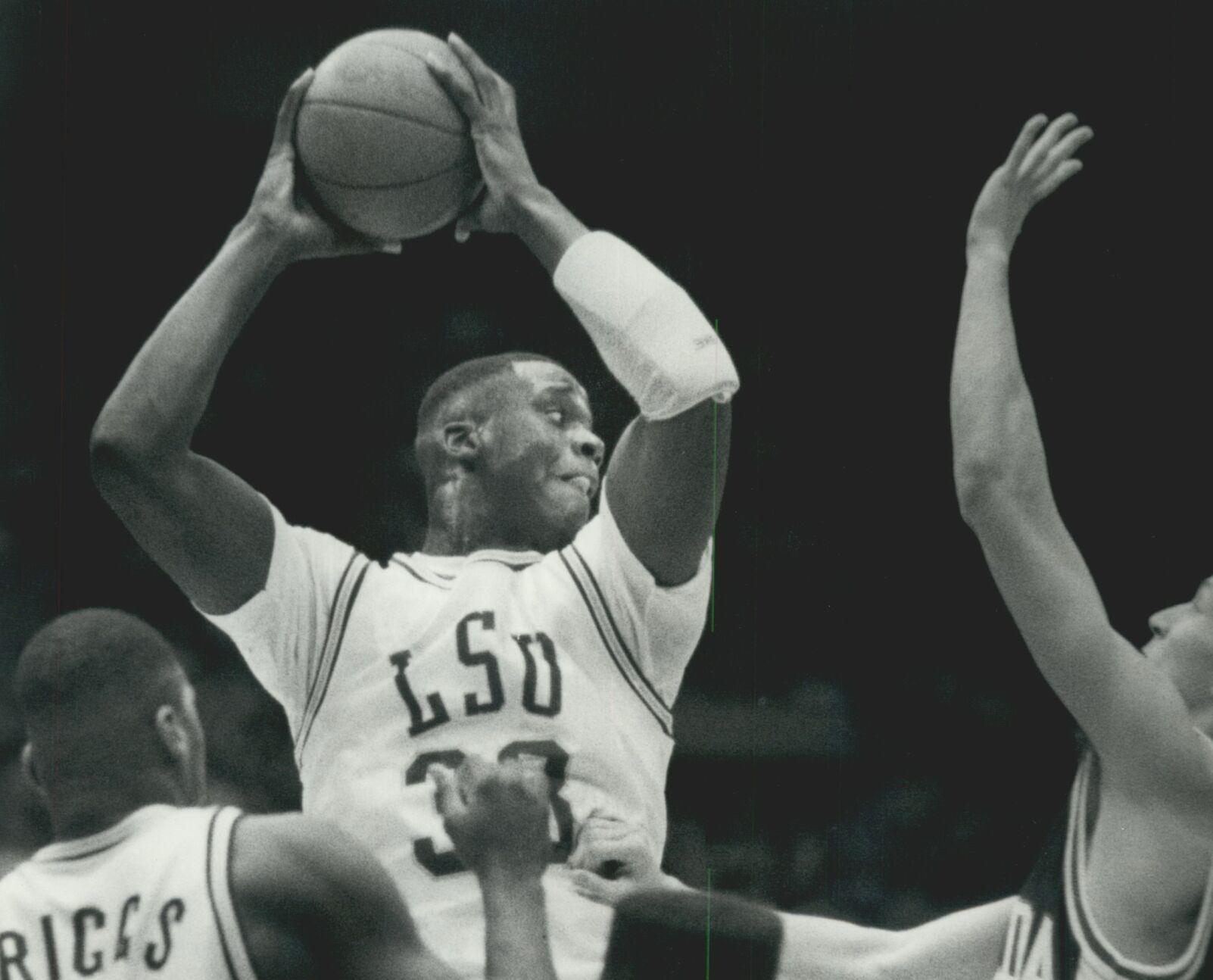 Shaq O'Neal to be king of the Bacchus Mardi Gras parade 2025 ...