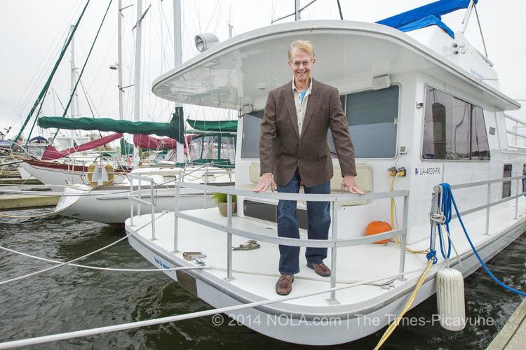 At home on the water: architect Don Helgeson renovates a houseboat and ...