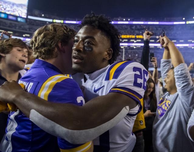 LSU fans storm the field after beating Alabama, chaos ensues | LSU ...