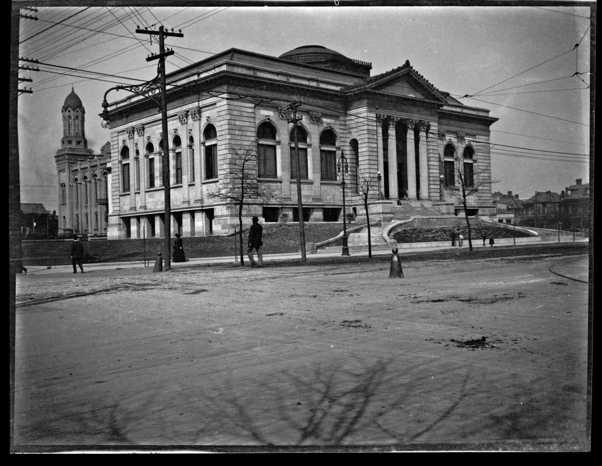 After New Orleans Main Library checked out, K&B Plaza checked in ...
