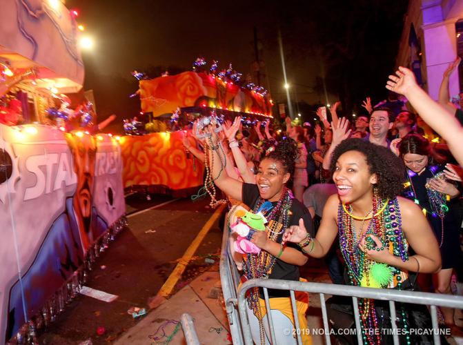 The Krewe of Cleopatra rolls down the Uptown route: photos ...