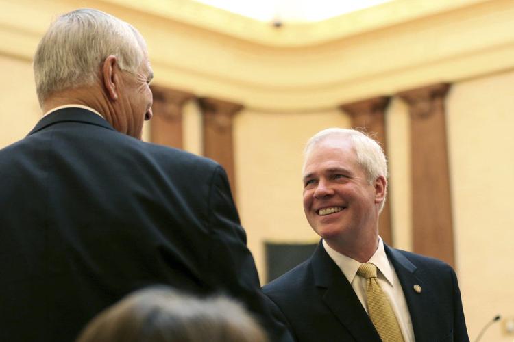 Oregon judge who wouldn't marry same-sex couples suspended for 3 years ...