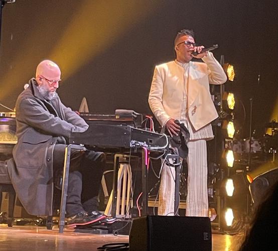 Review: Leslie Odom Jr.'s Christmas show in New Orleans | Keith Spera ...