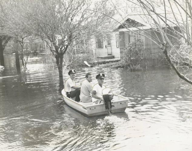 #50YearsAgo: Hurricane Betsy slammed New Orleans; Share memories, pics ...