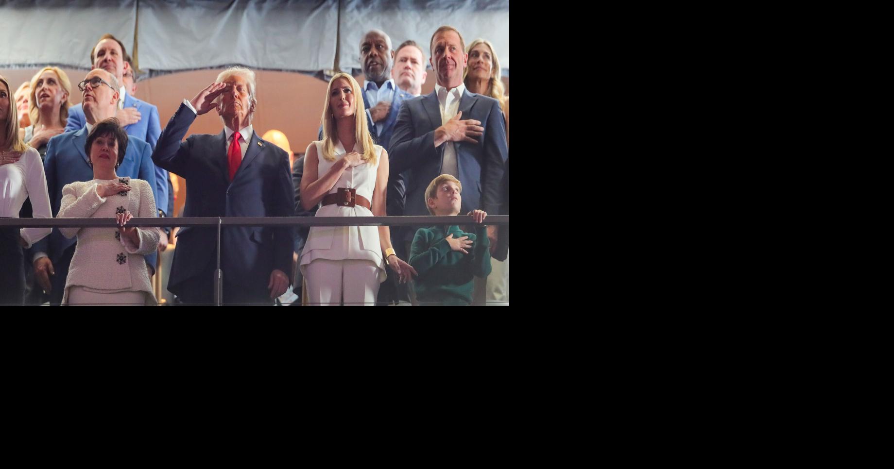 Donald Trump Roger Goodell, Gayle Benson watch Super Bowl | Super Bowl ...