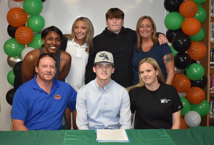 Slidell baseball trio ink to play in college | St. Tammany community ...