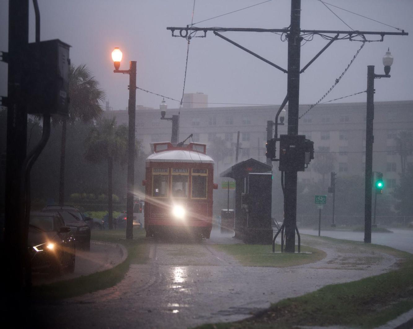 New Orleans underwater: Photos, videos show heavy flooding as rain ...