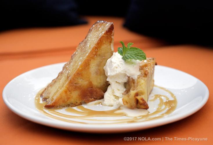 Station 6, a refined Bucktown seafood place, earns 3 beans: restaurant ...