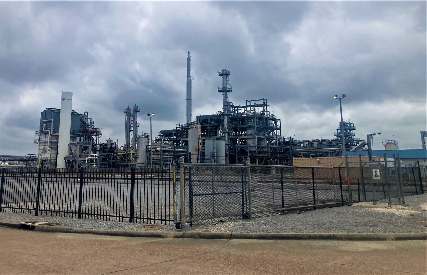 Fire at Louisiana plant that burned after Hurricane Laura | Business ...