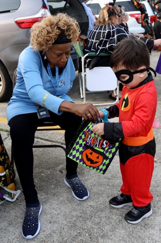 Aldersgate Methodist hosts a walking trunk or treat | St. Tammany ...
