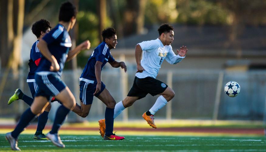 Boys soccer: Bonnabel busts through late to edge Ehret 3-1 | Prep ...