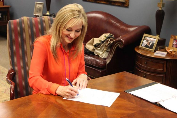 Edwin Edwards' campaign focuses on Baton Rouge traffic; Lenar Whitney ...