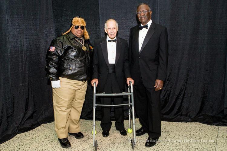 Original Illinois Club Ball soars at its annual ball | Parties/Society ...