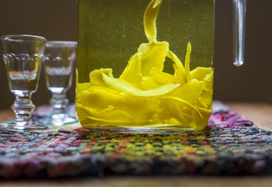 Traditional Sicilian limoncello is a welcome holiday gift: Start the ...