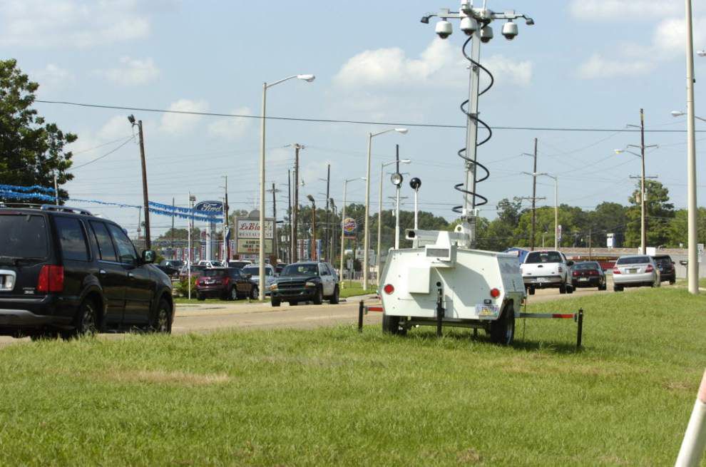 Suit against Gretna, Redflex over traffic camera tickets seeks class ...