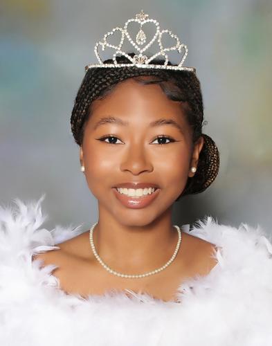 Young Men Illinois Club honores actresses at Mardi Gras gala | Mardi ...