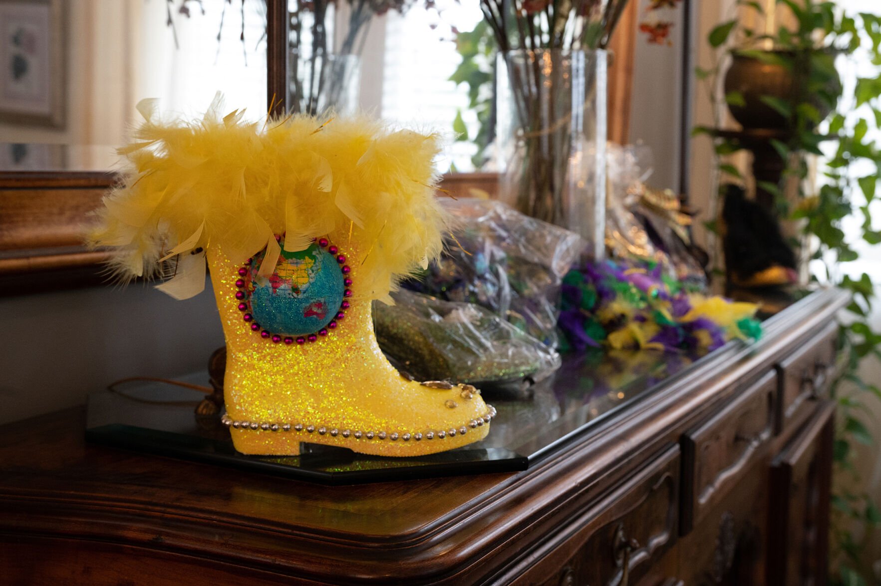 New Orleans Krewe of Muses shoes throughout the years | Mardi Gras ...