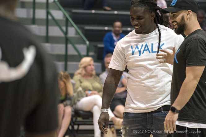 Highlights from the Devon Walker Foundation charity basketball game ...