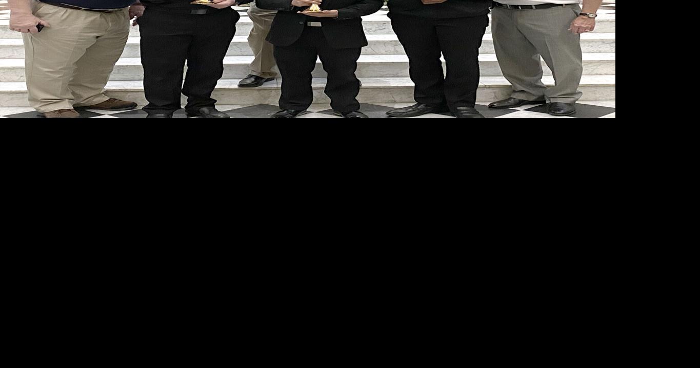 Knights of Columbus presents chalices to future priests at Notre Dame ...
